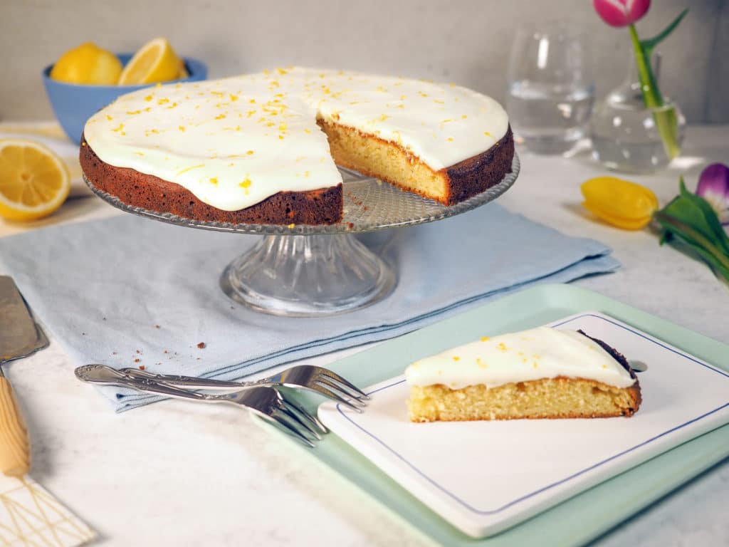 Sitronkake med ostekrem - Melange