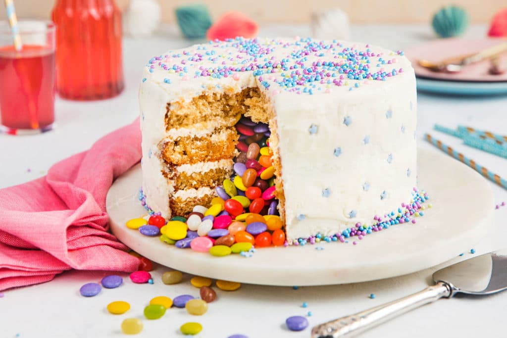 Piñata-bursdagskake - Melange