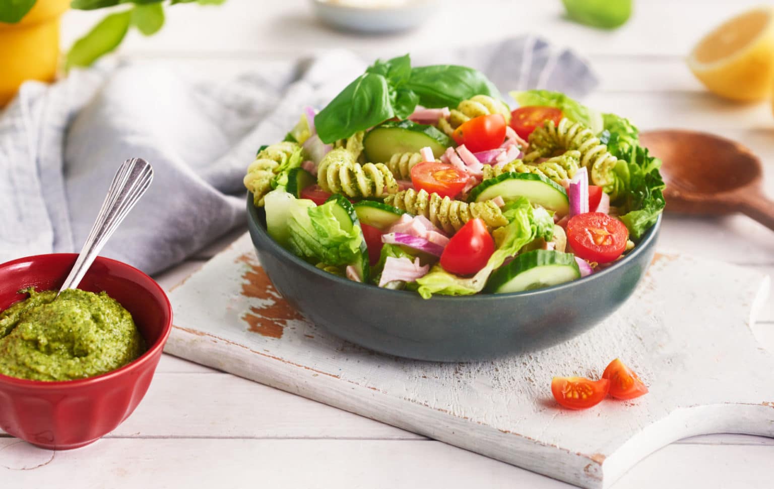 Pastasalat med pesto - Mills